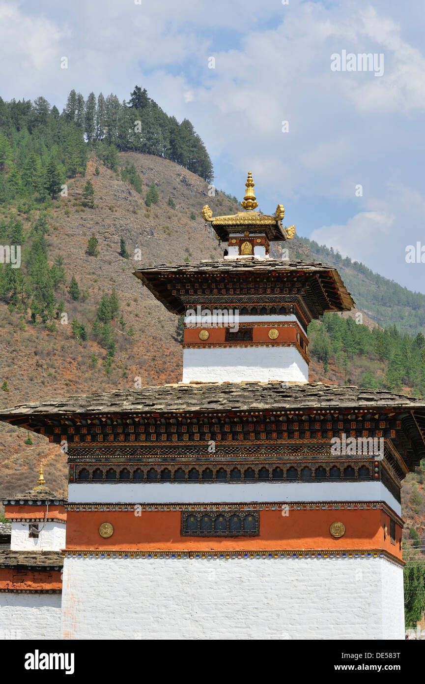 Paro dzong bhutan hi-res stock photography and images - Alamy