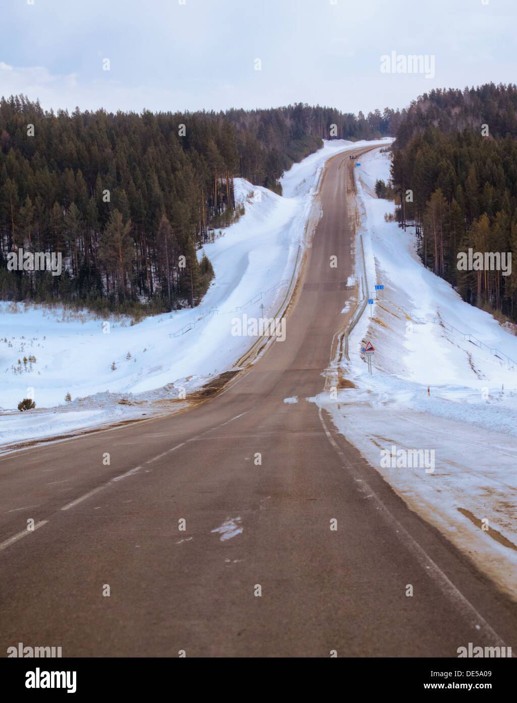 Winter road M52 named Baikal in Siberia Stock Photo - Alamy