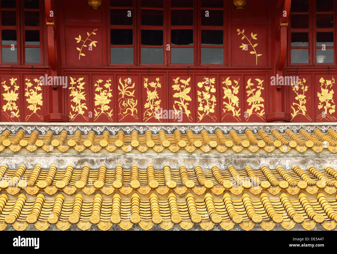 roof texture with window, Chinese style Stock Photo - Alamy