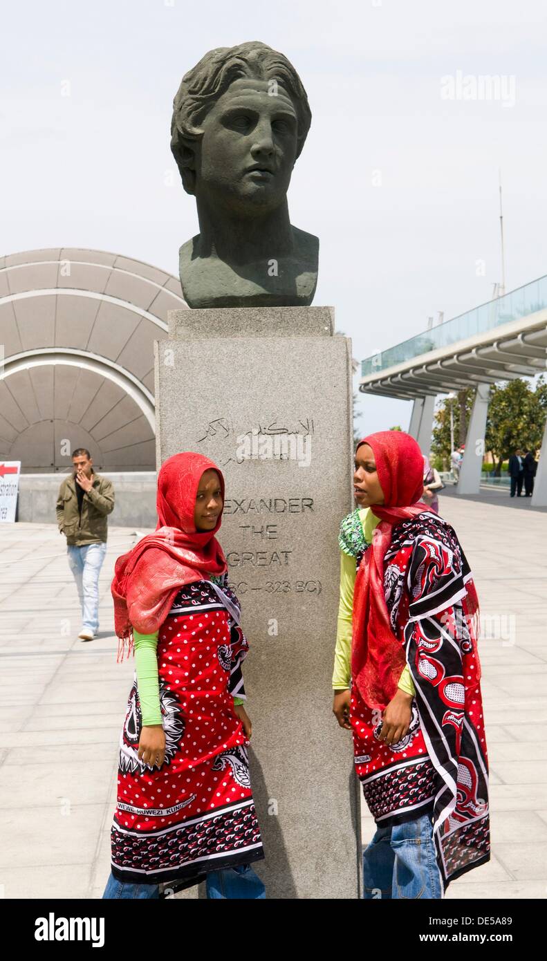 Alexander great statue alexandria egypt hi-res stock photography and ...