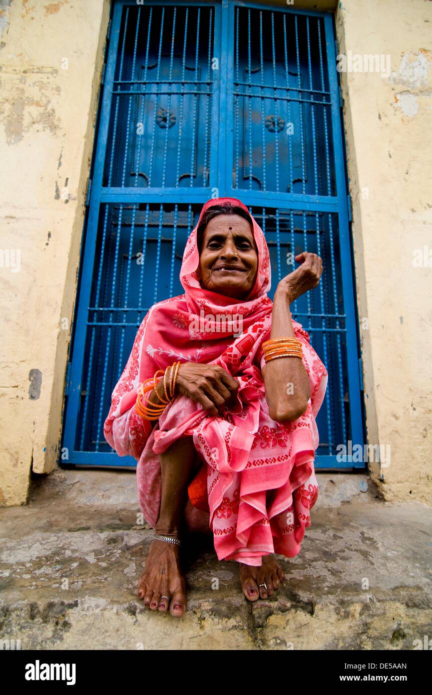 Colorful india hi-res stock photography and images - Alamy