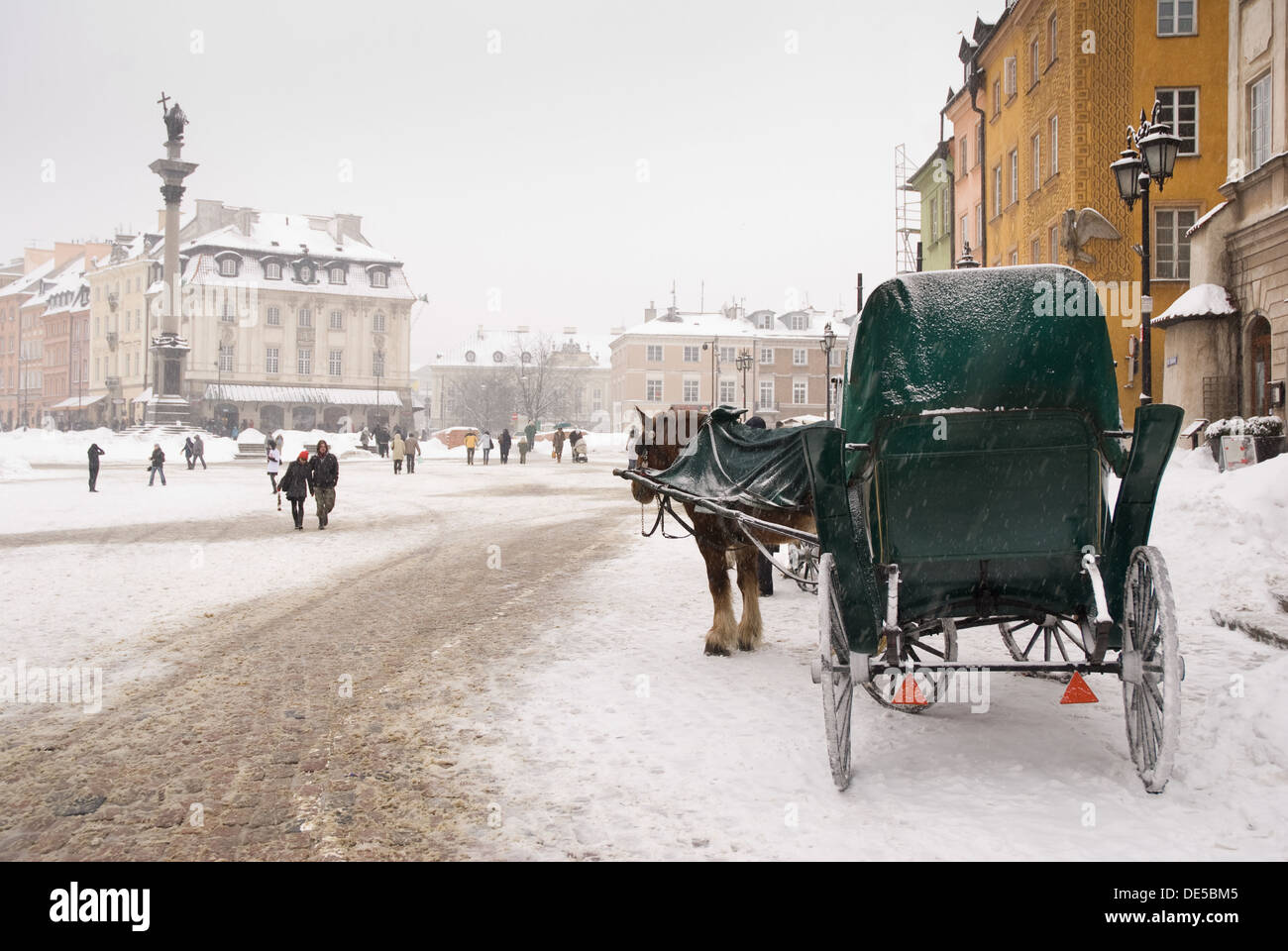 horse and droshky bide for tourists Stock Photo - Alamy