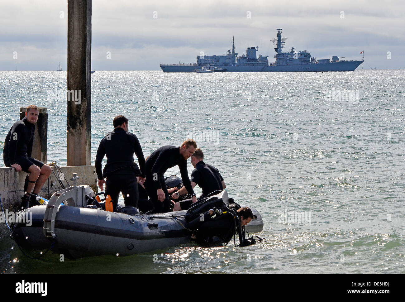 Frogmen hi-res stock photography and images - Alamy