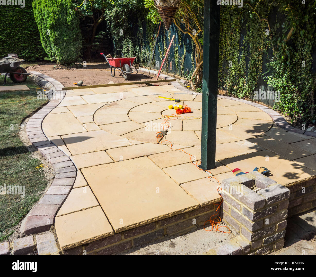 Patio slabs hi-res stock photography and images - Alamy