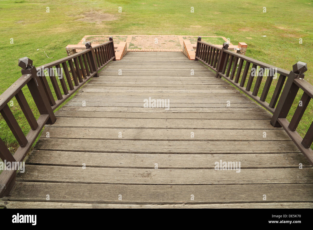 pathway of old wooden bridge Stock Photo - Alamy