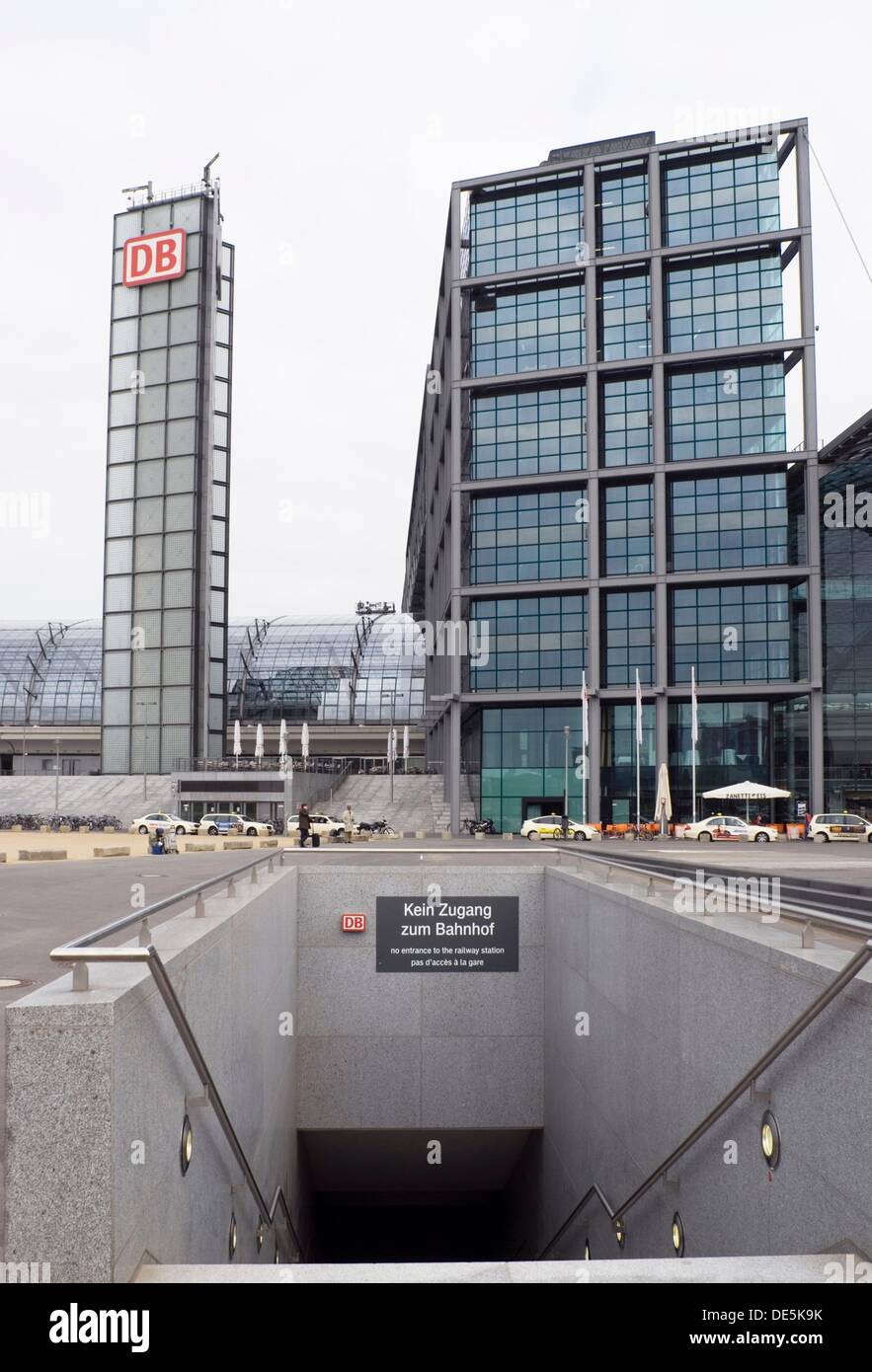 Berlin te hi-res stock photography and images - Alamy