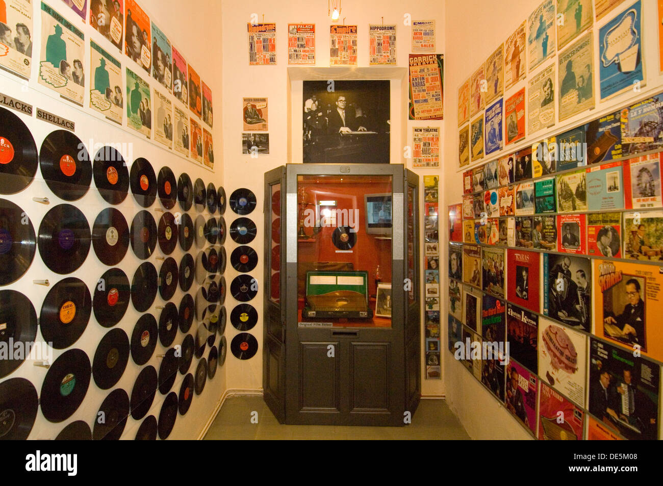 Dritte mann museum hi-res stock photography and images - Alamy