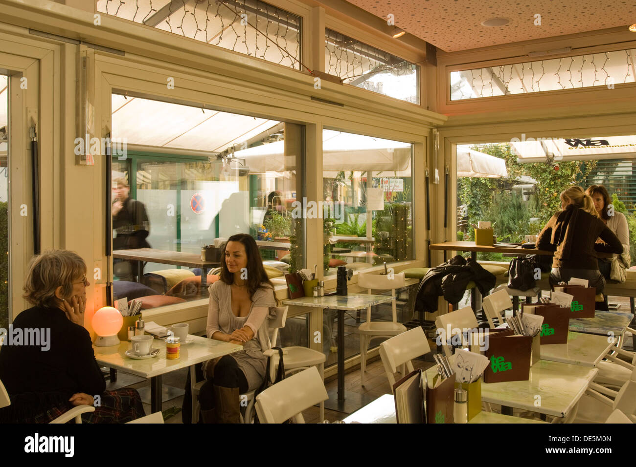 Österreich, Wien 4, Linke Wienzeile, Naschmarkt, Tewa, das Bio ...