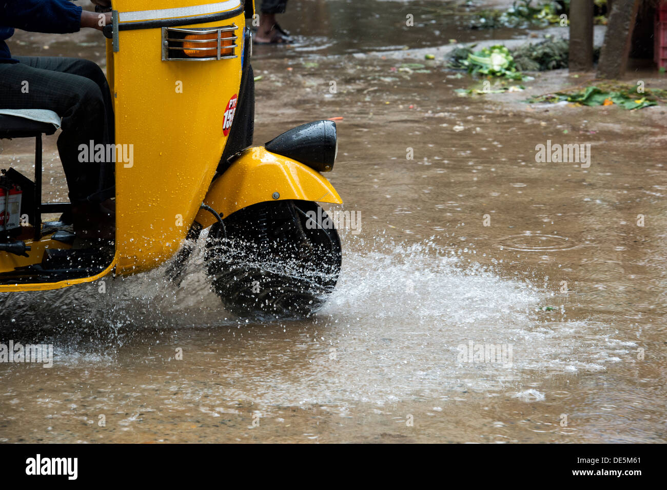 Auto rickshaw india hi-res stock photography and images - Alamy