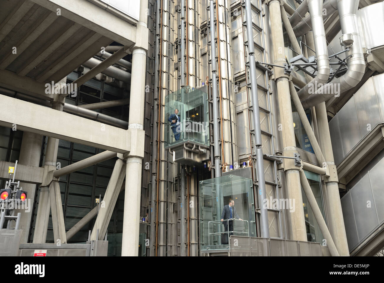 Lloyd's in and out building in London, with lifts on the outside of the ...