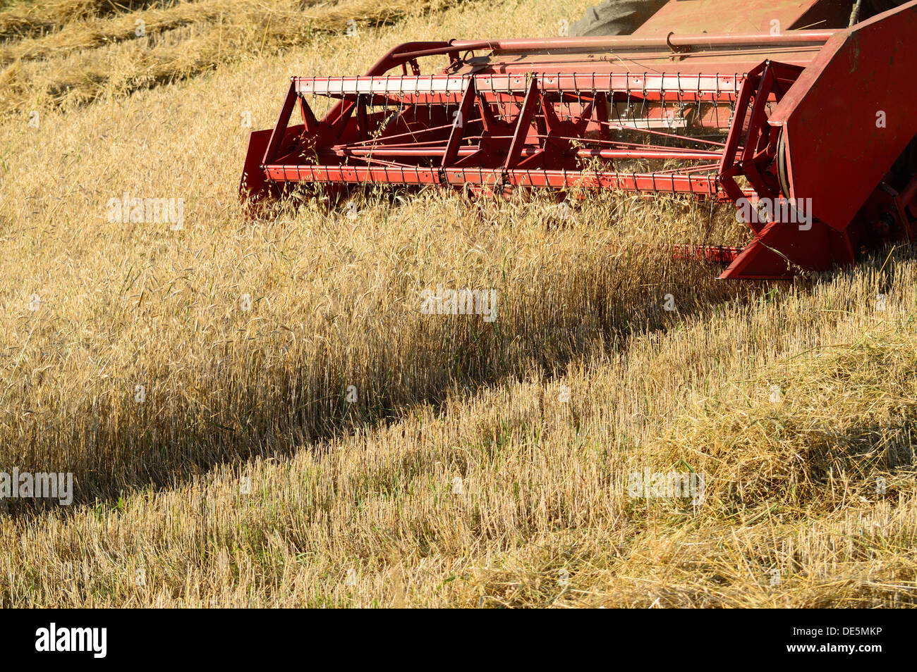 Red combine hi-res stock photography and images - Alamy