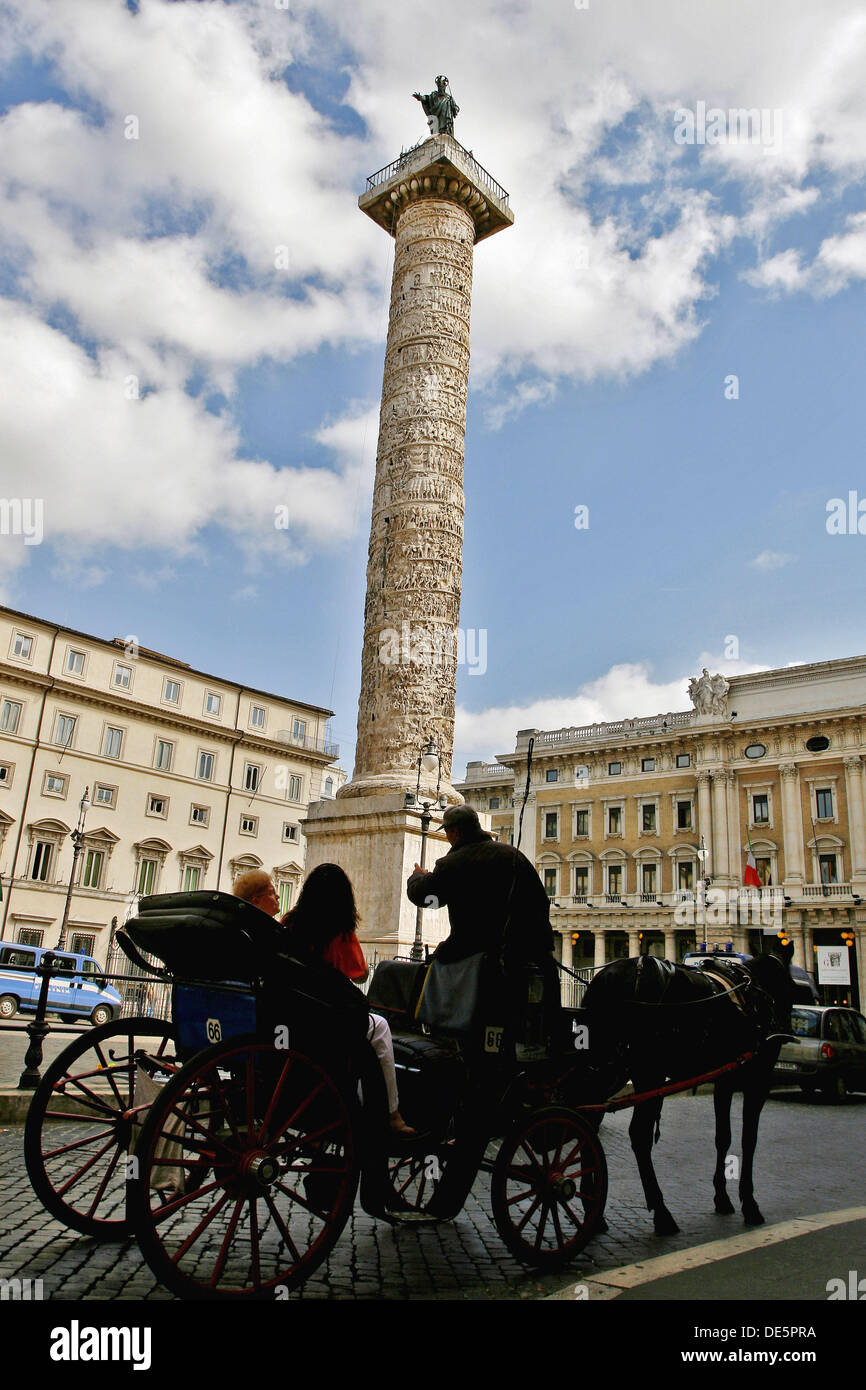 Colonna antonina hi-res stock photography and images - Alamy