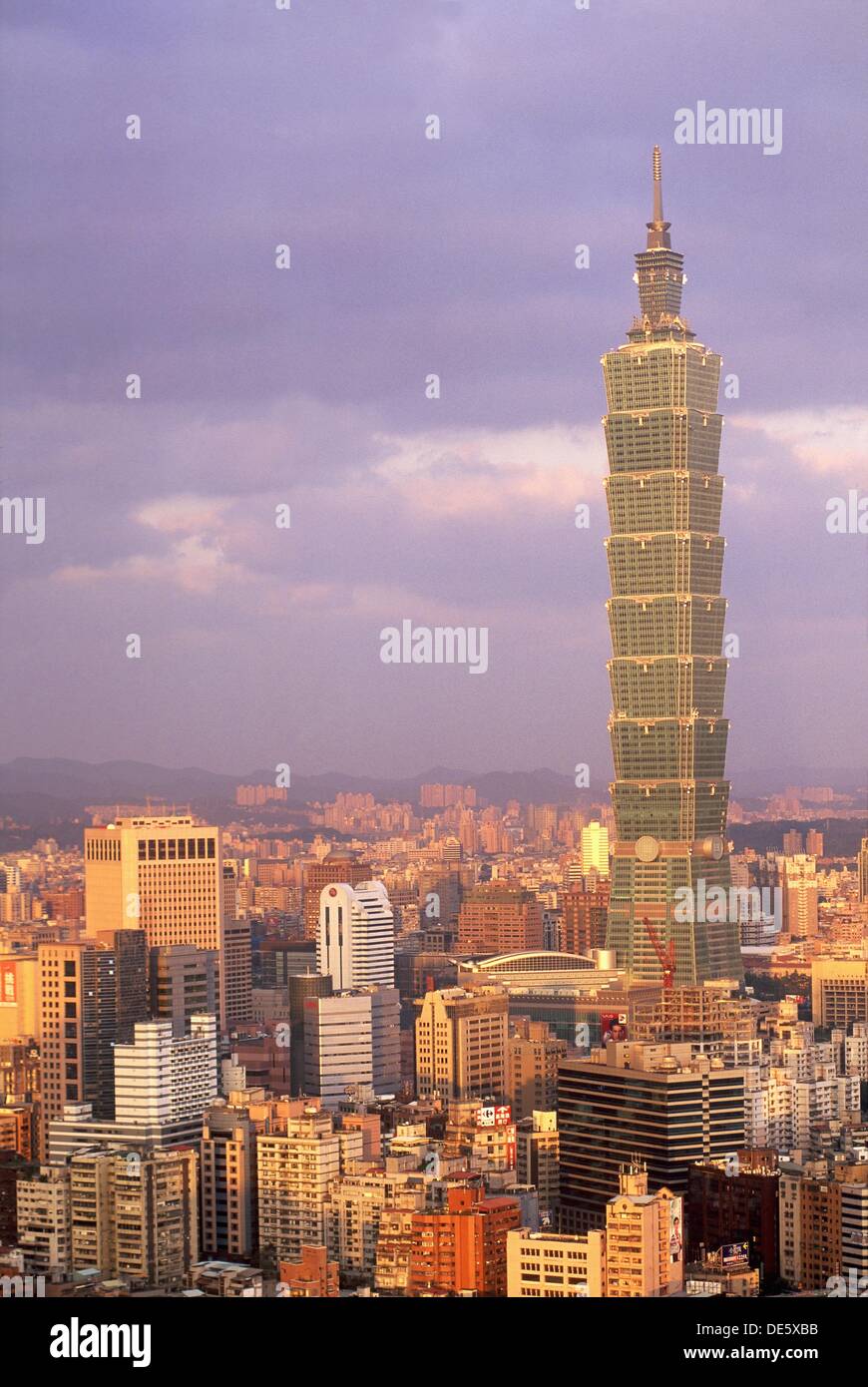 Taipeh tower 101 taipeh hi-res stock photography and images - Alamy