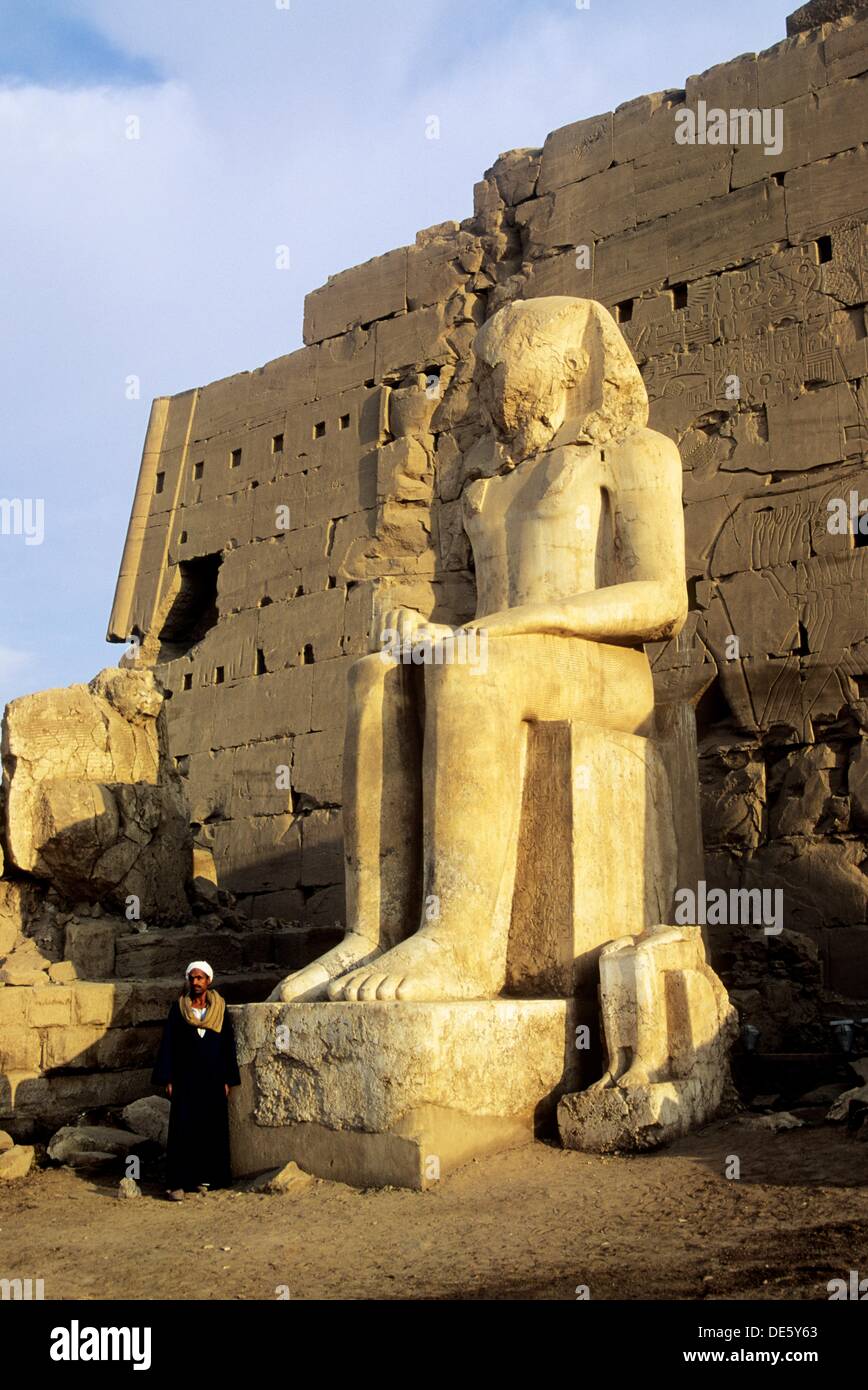 Precinct Of Amun Re High Resolution Stock Photography and Images - Alamy