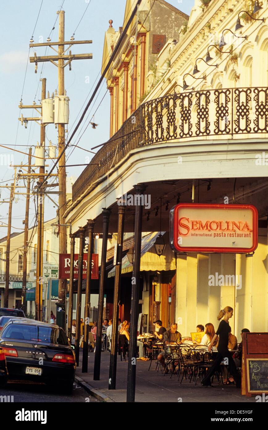 Magazine street hi-res stock photography and images - Alamy