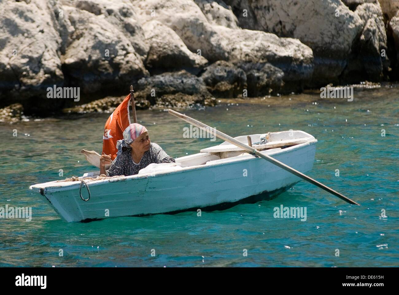 Woman rowing boat hi-res stock photography and images - Alamy