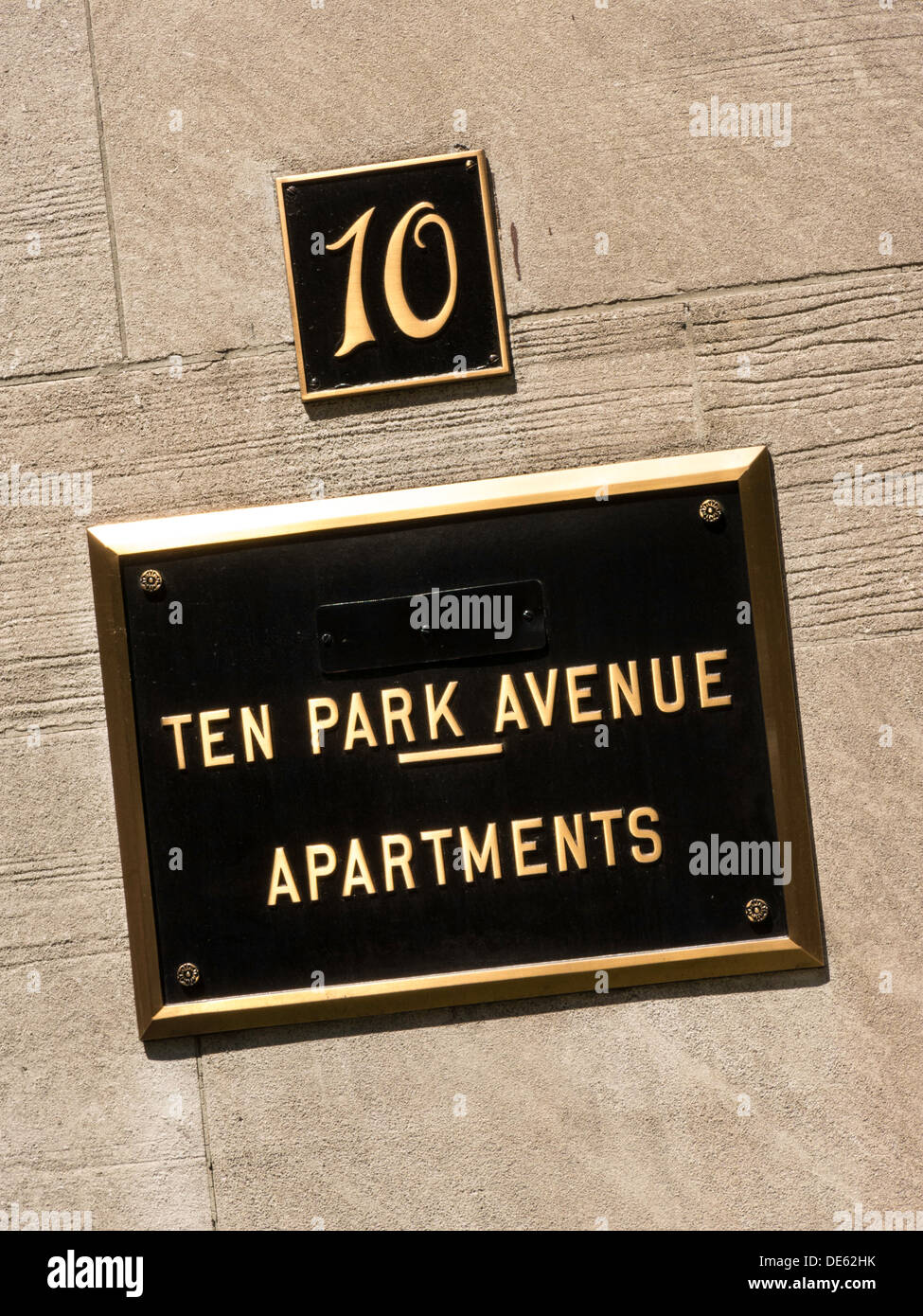 Co op sign on building hi-res stock photography and images - Alamy