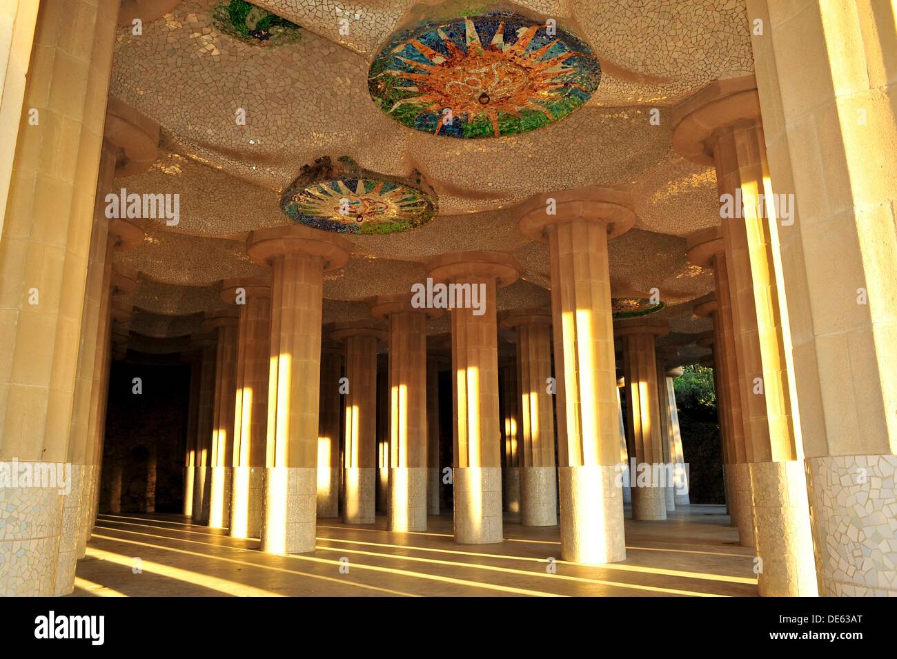 Sala Hipostila Park Guell - Idea Sala De Estar