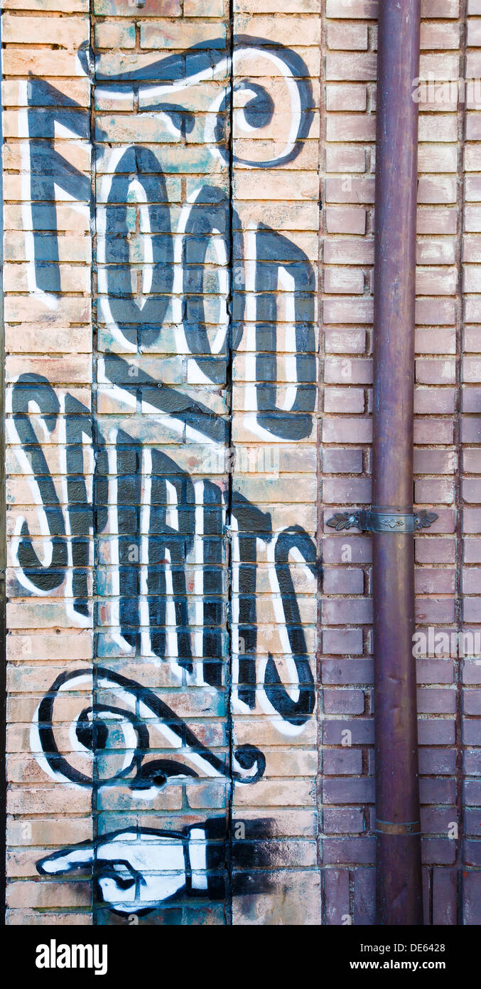 Painted brick sign hi-res stock photography and images - Alamy