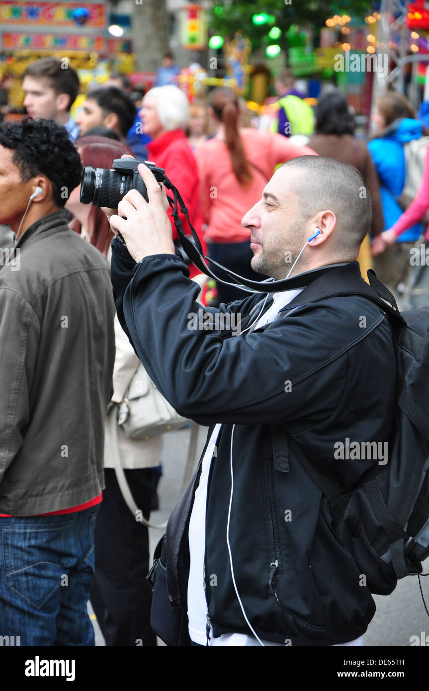 Photography man photo camera hi-res stock photography and images - Alamy