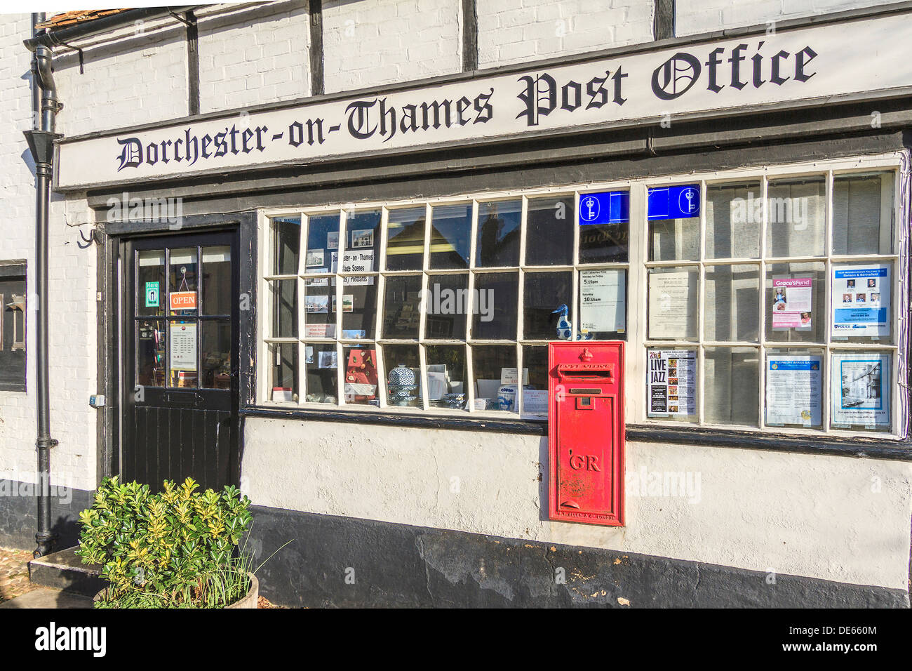 Dorchester on thames hi-res stock photography and images - Alamy