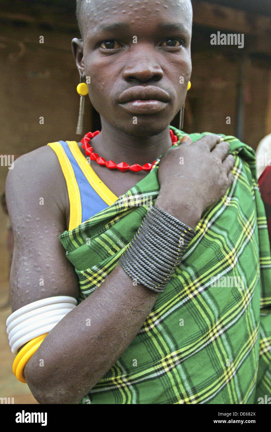 Karamojong tribe hi-res stock photography and images - Alamy