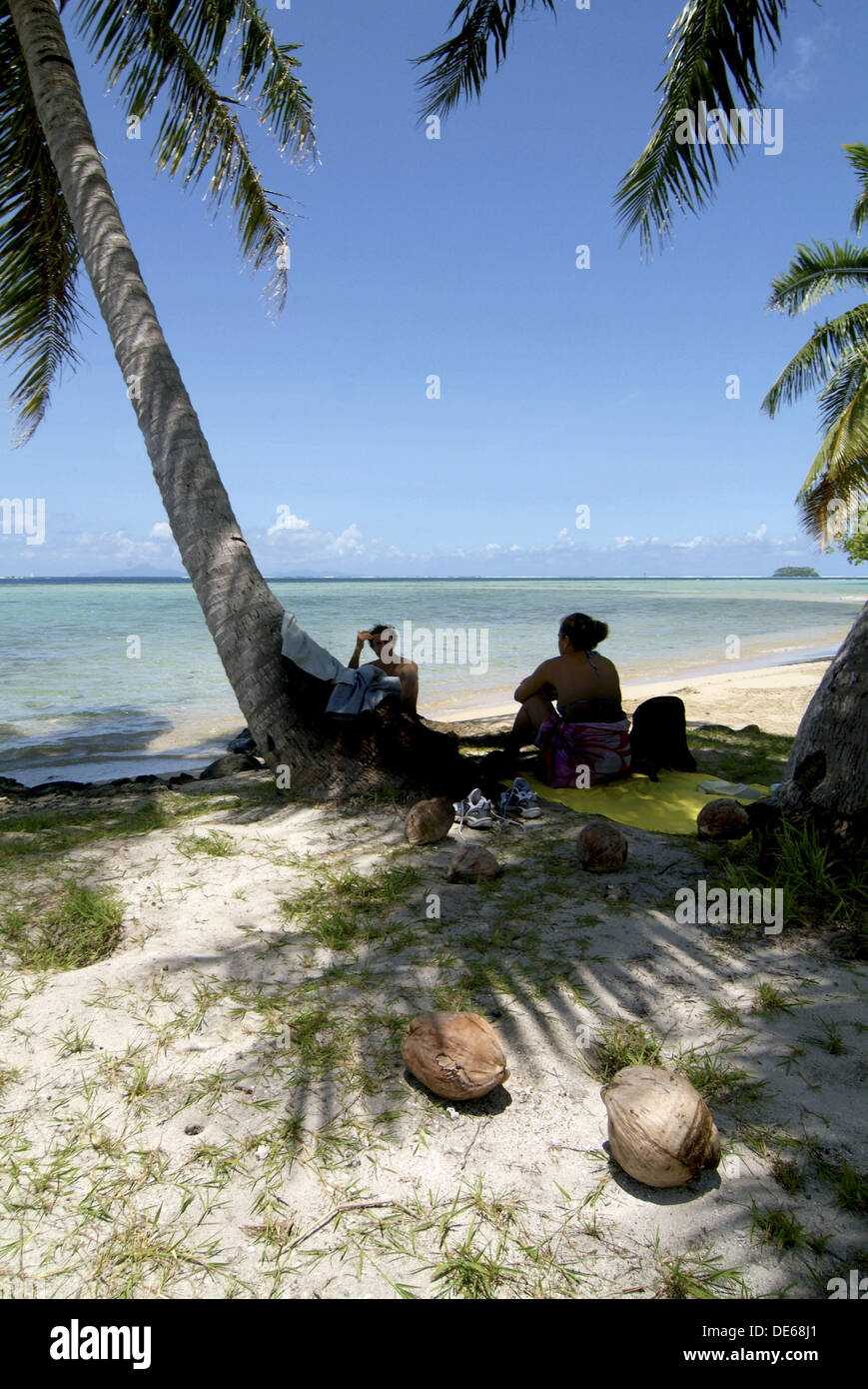 Raiatea lagoon hi-res stock photography and images - Alamy