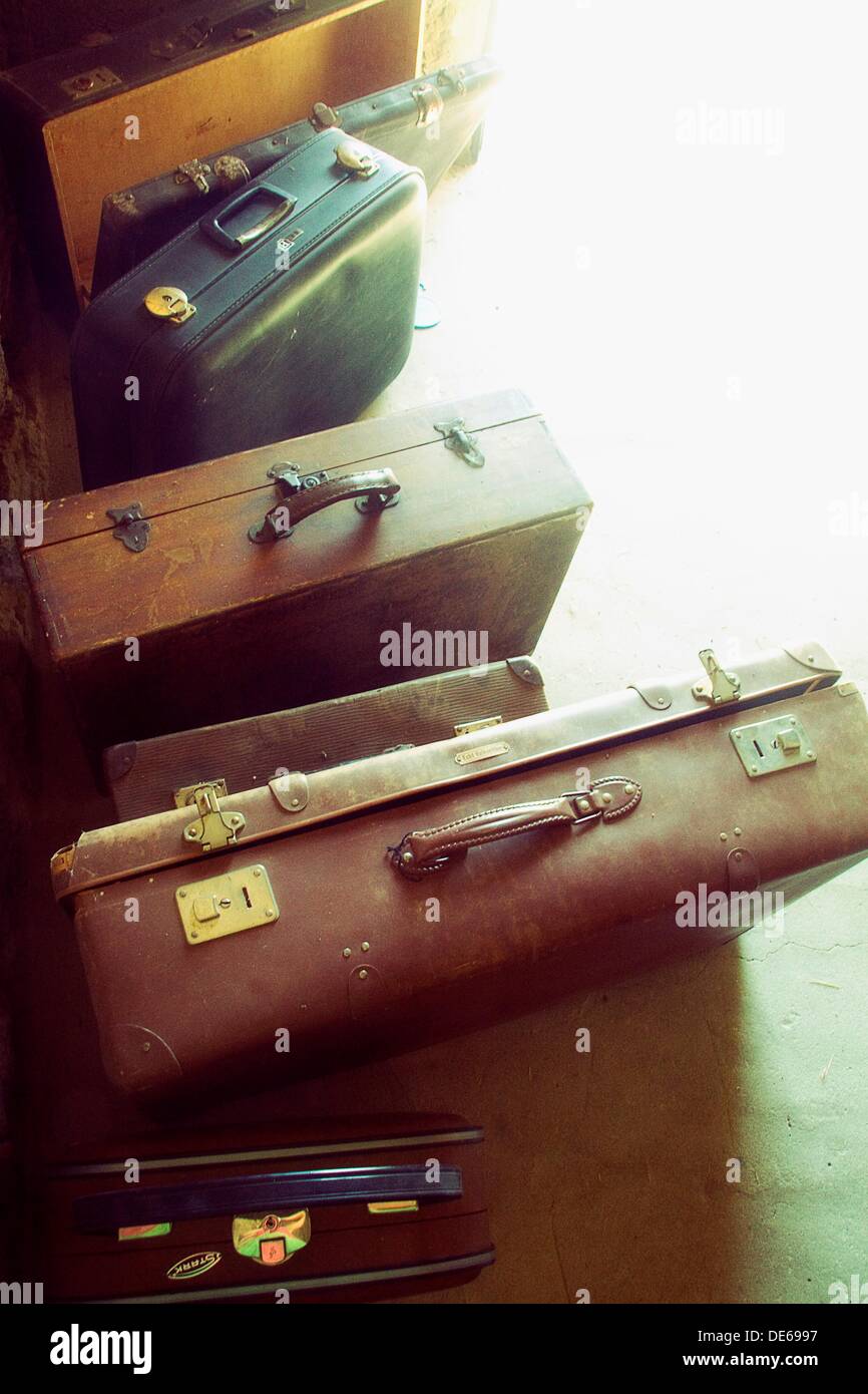 Dented suitcase hi-res stock photography and images - Alamy