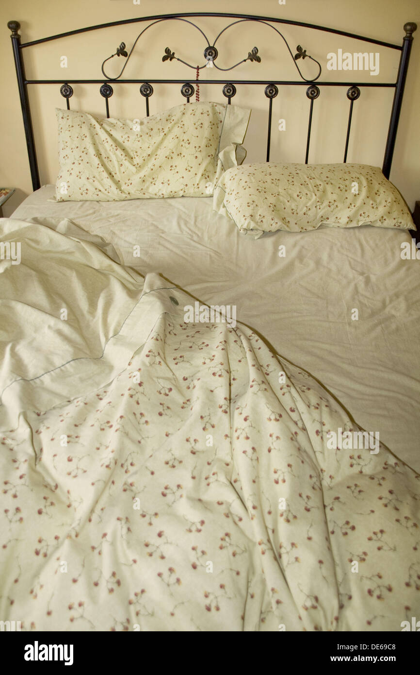 Undone sleep hi-res stock photography and images - Alamy