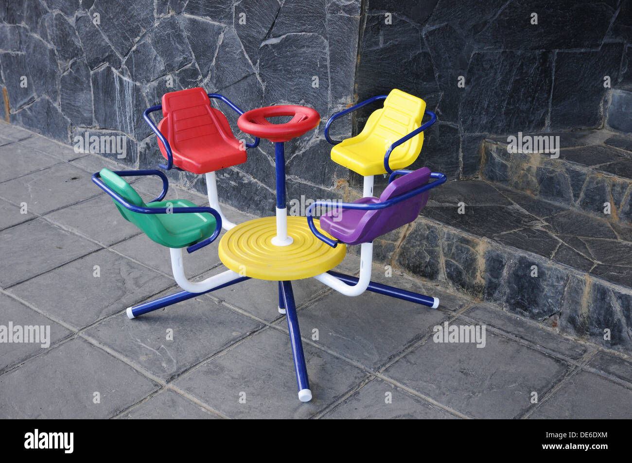 Childs toy turntable hi-res stock photography and images - Alamy