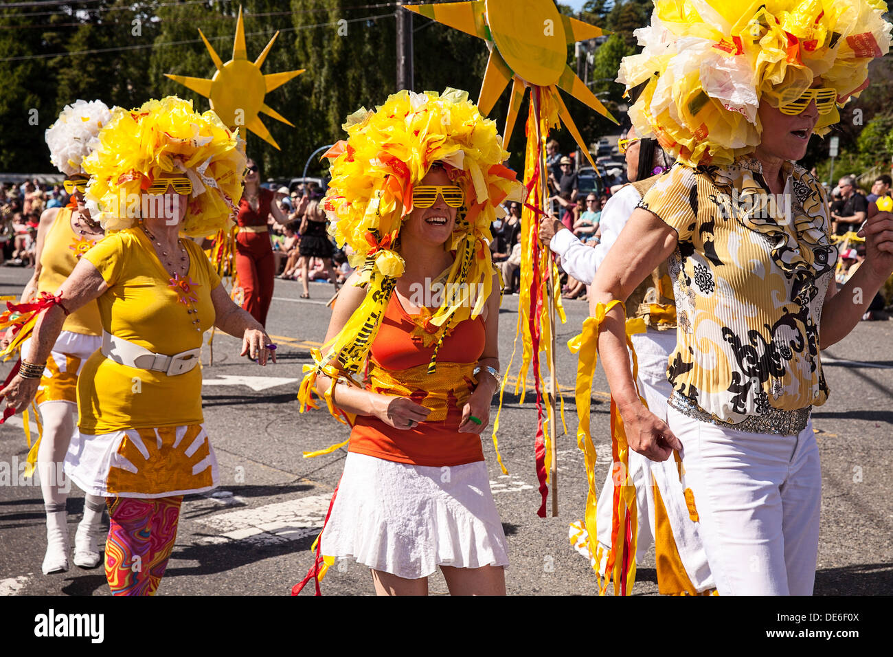Soul train hi-res stock photography and images - Alamy