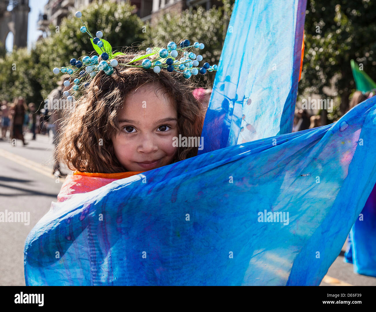 Child with cape hi-res stock photography and images - Alamy