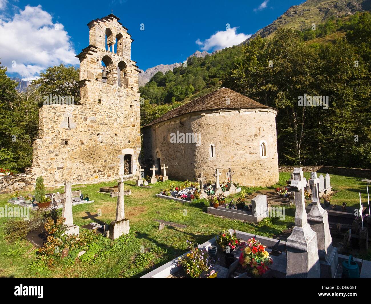 Templar tomb hi-res stock photography and images - Alamy