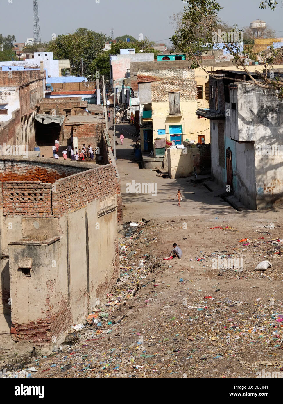 India, Uttar Pradesh, Agra, typical housing and street litter Stock ...