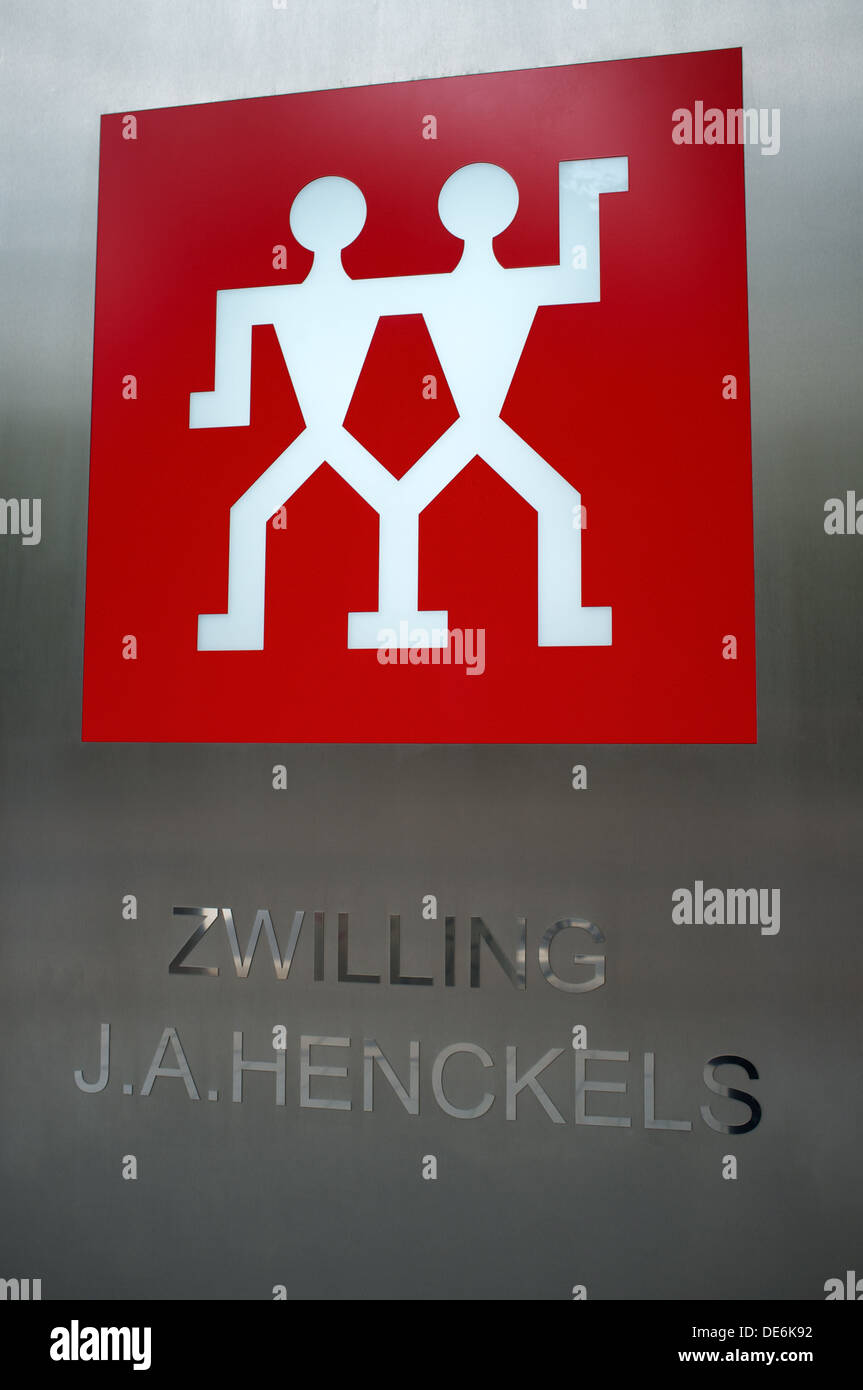 Henckel's knife hi-res stock photography and images - Alamy