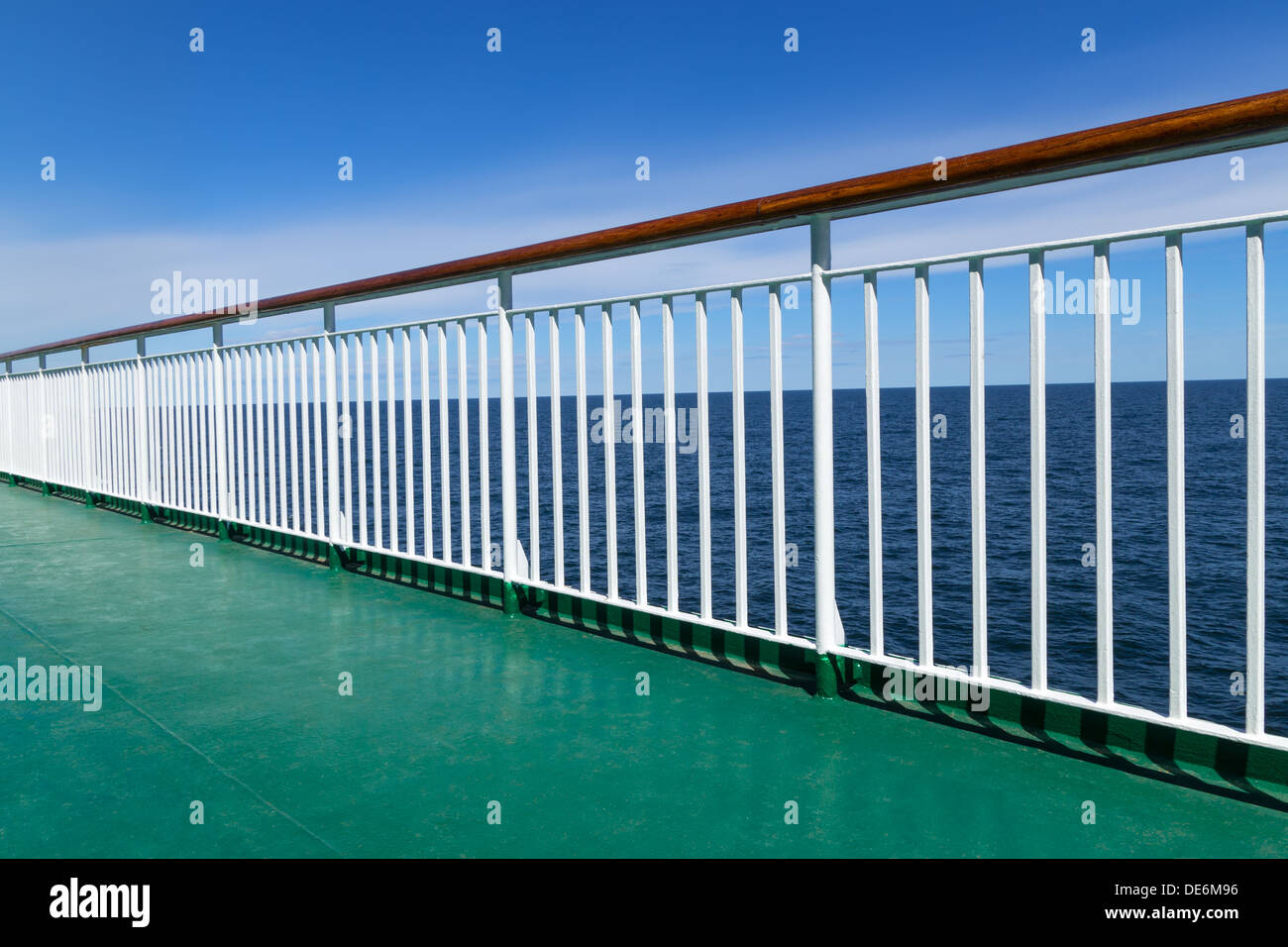 Cruise ship rail railing hi-res stock photography and images - Alamy