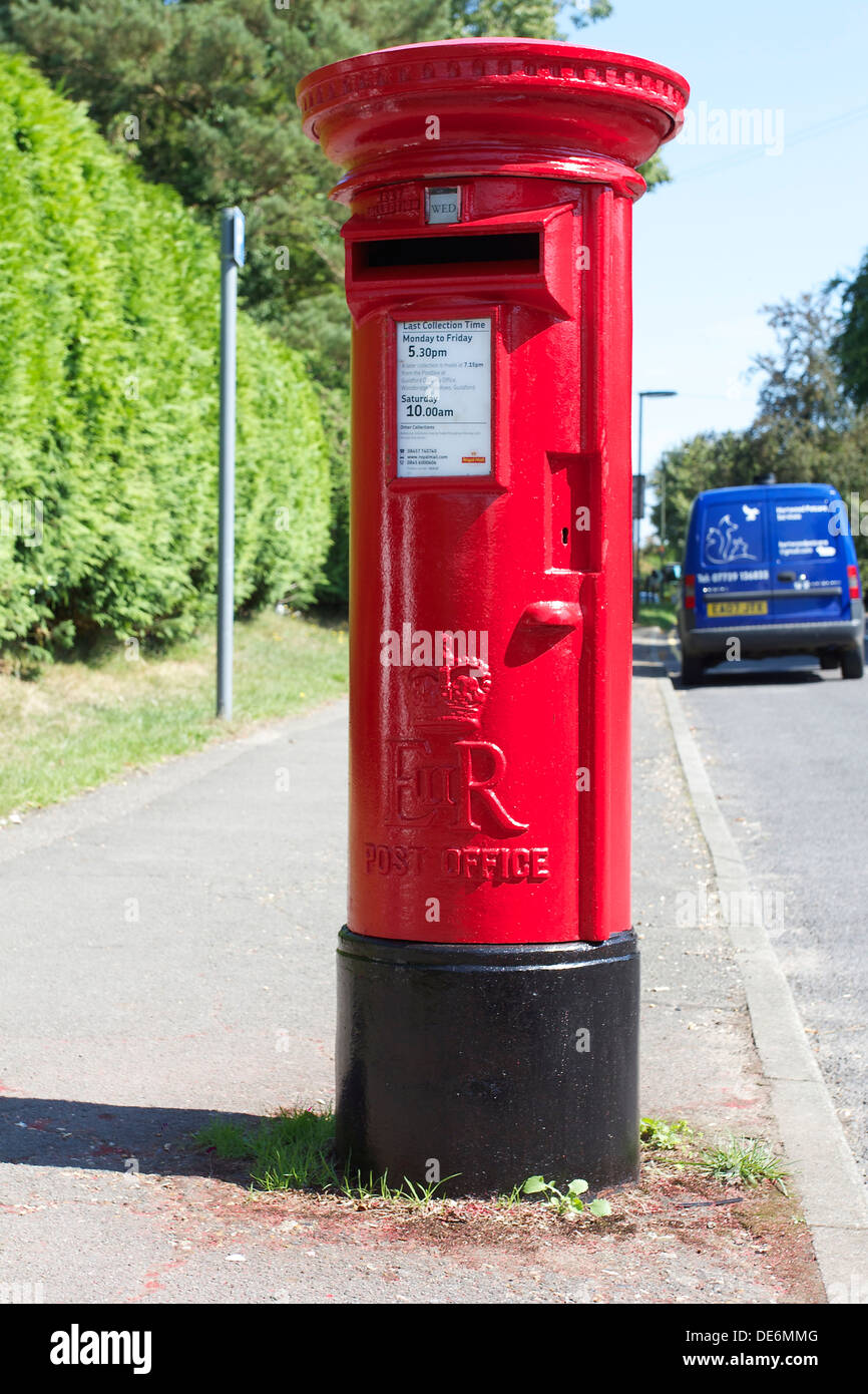 Royalmail postbox hi-res stock photography and images - Alamy
