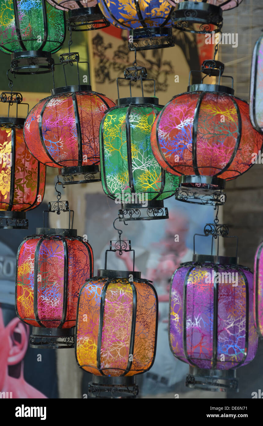 Chinese traditional paper hi-res stock photography and images - Alamy