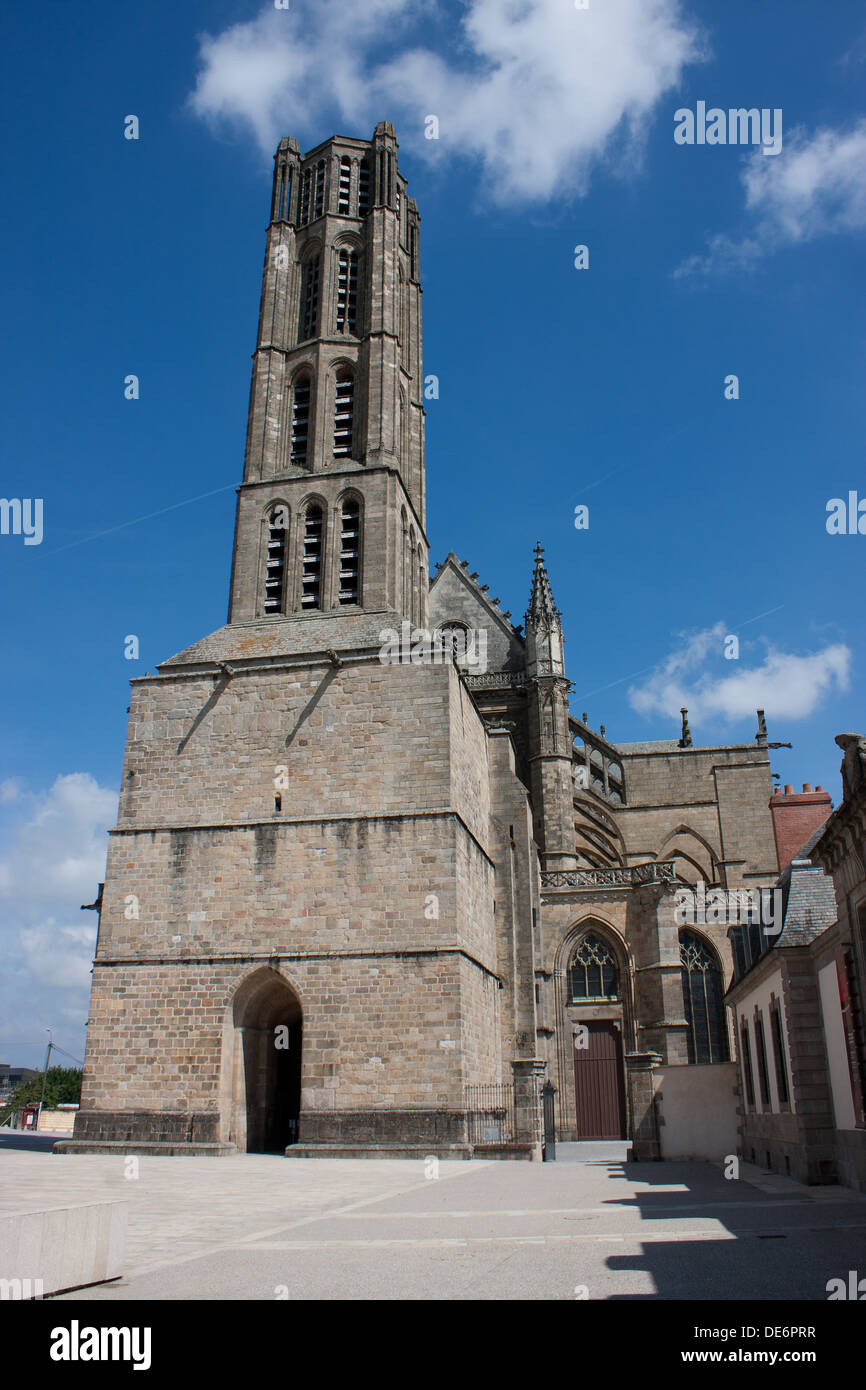 St. Etienne's cathedral in Limoges Stock Photo - Alamy