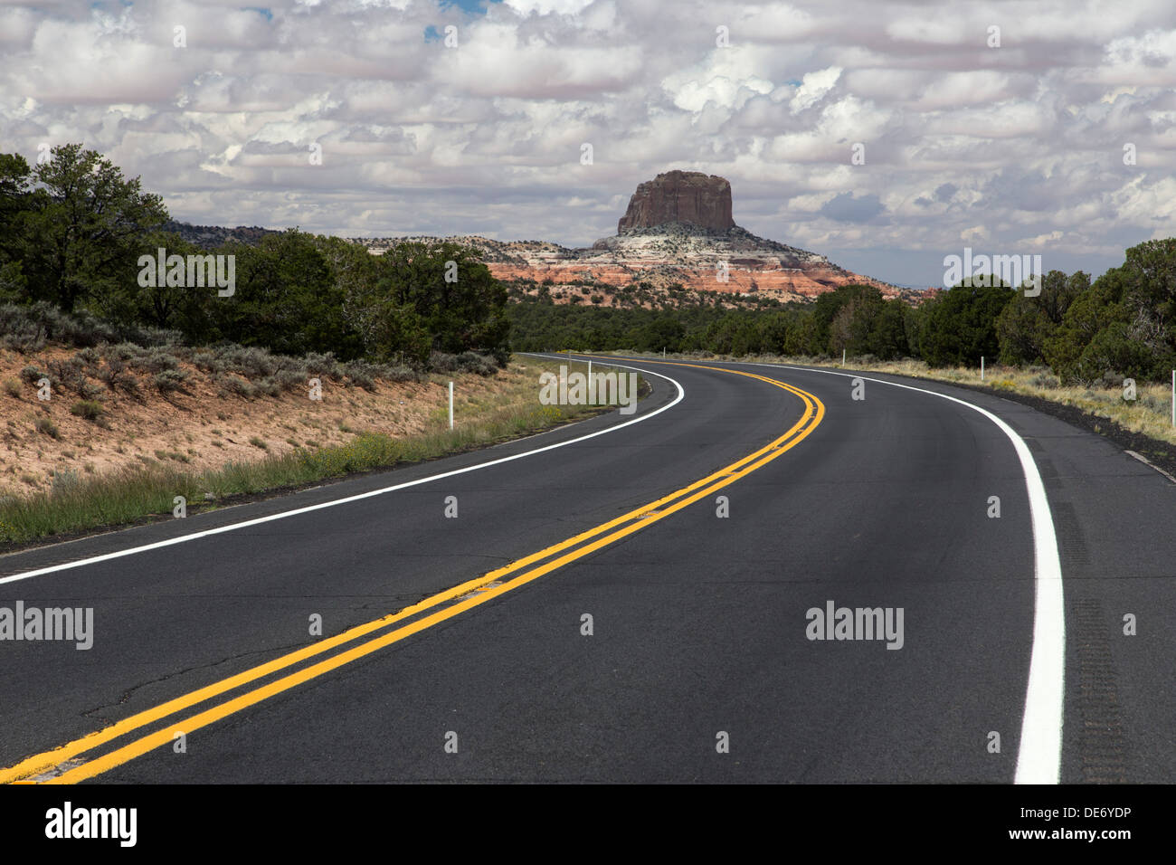 Road clouds arizona hi-res stock photography and images - Alamy