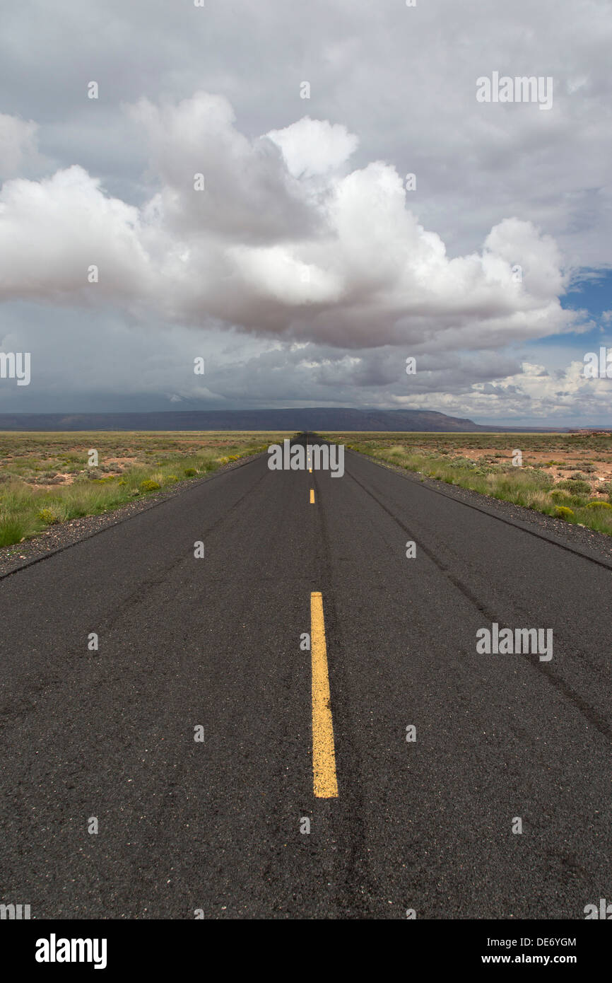 Rural highway hi-res stock photography and images - Alamy