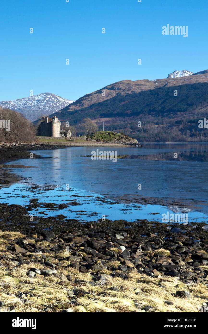 View of Dunderave Castle & Loch Fyne, Argyll Stock Photo - Alamy