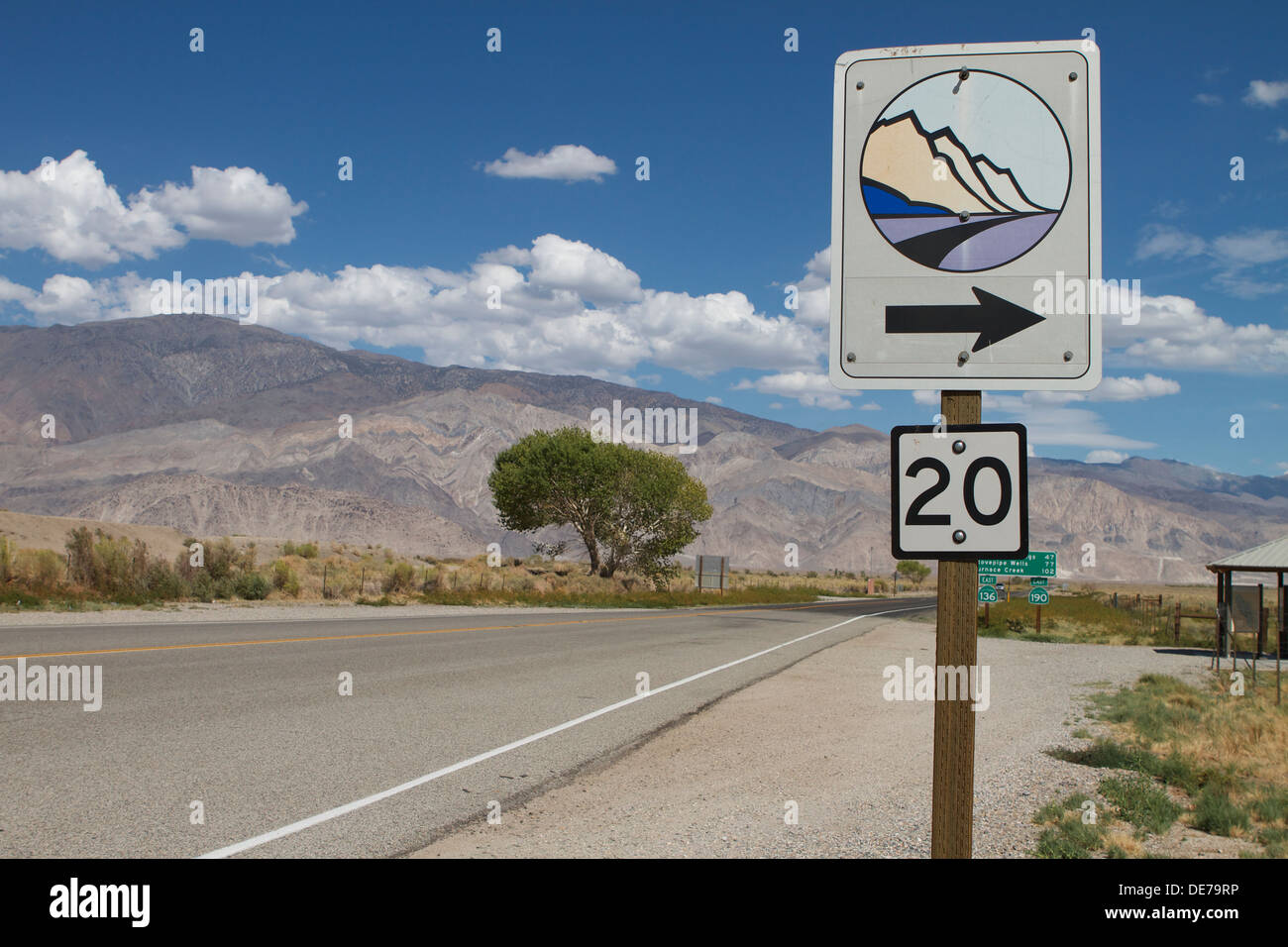 Sign indicating a Scenic route on highway 395 in California Stock Photo ...