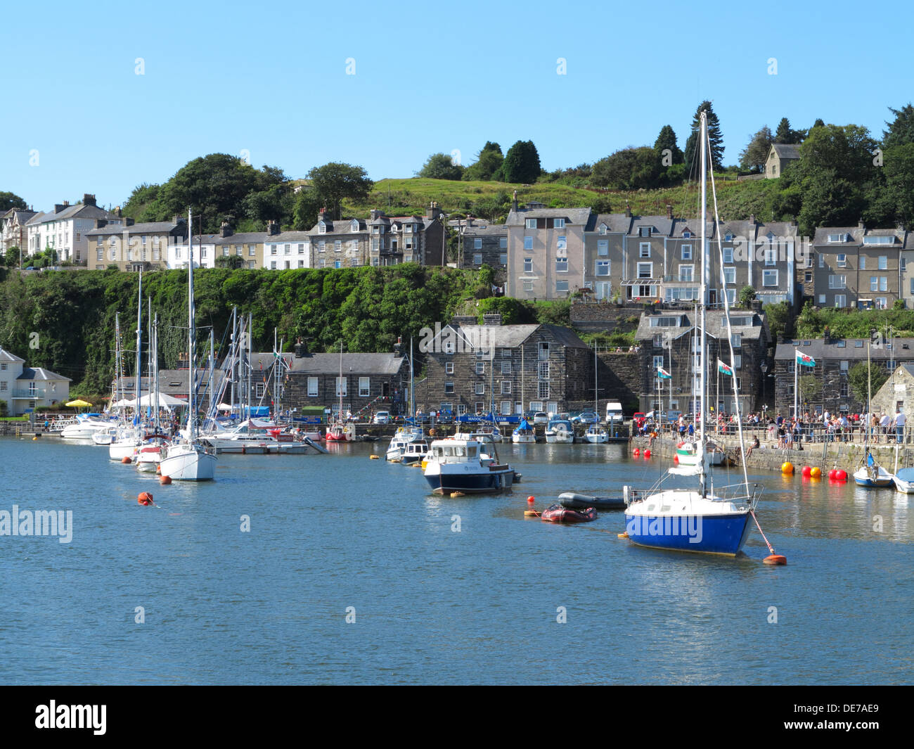The harbour porthmadog hi-res stock photography and images - Alamy