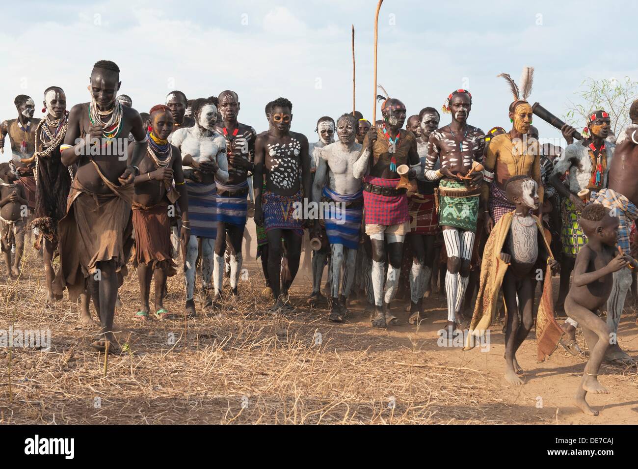 Karo people with body painting dancing hi-res stock photography and ...