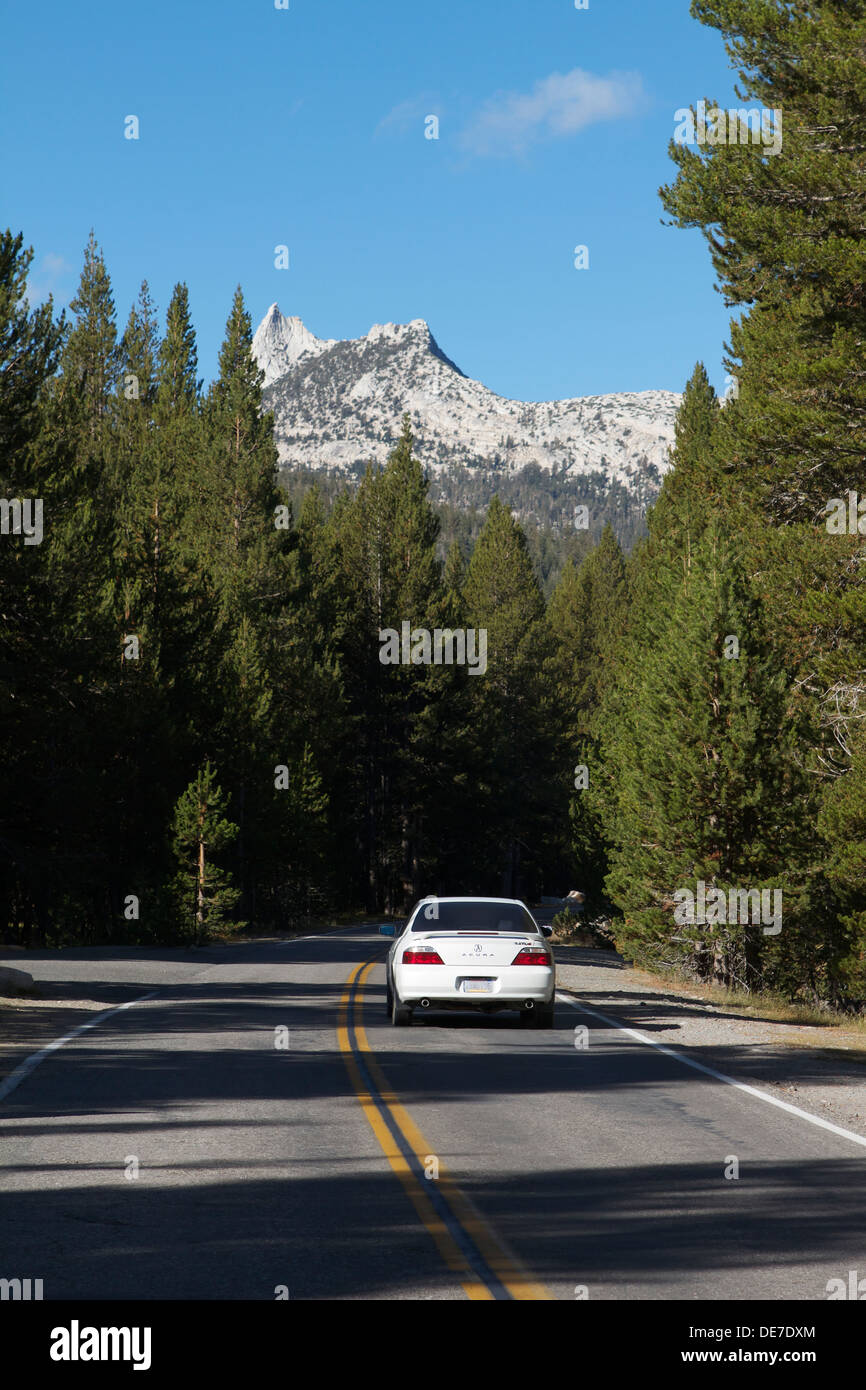 Highway 120 (Tioga road) runs through Yosemite's high country in ...