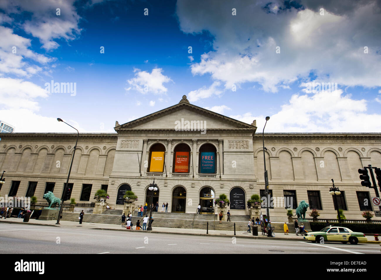 Art institute chicago michigan avenue hi-res stock photography and ...