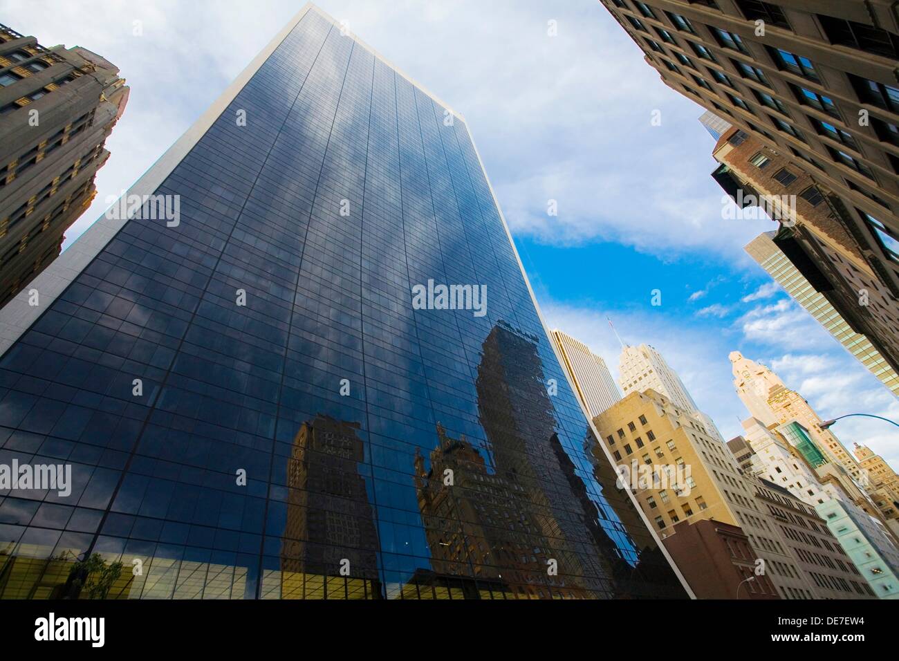 Nine west 57th street High Resolution Stock Photography and Images - Alamy