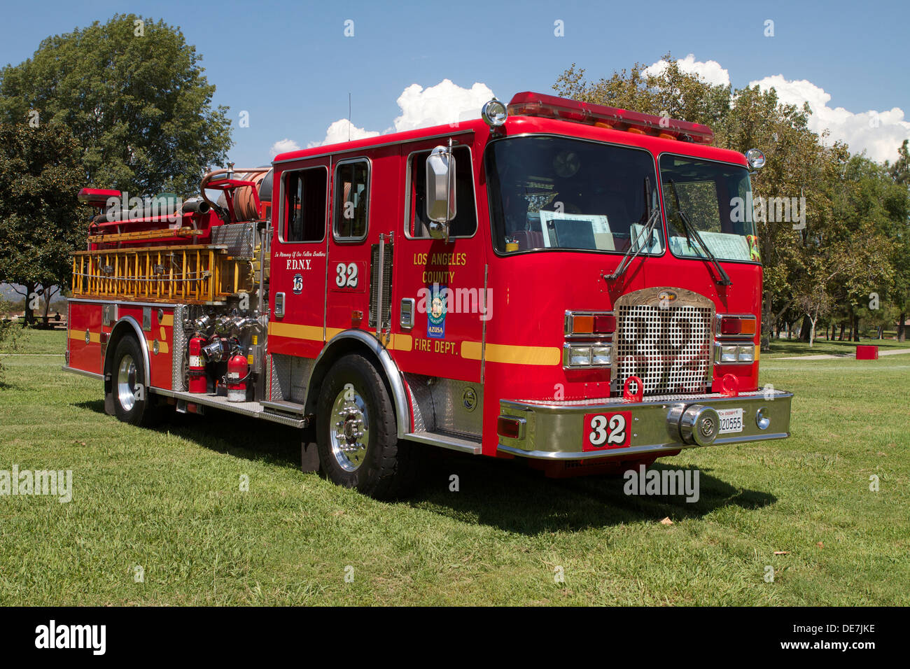 Los Angeles County Fire department emergency response vehicle Azusa ...