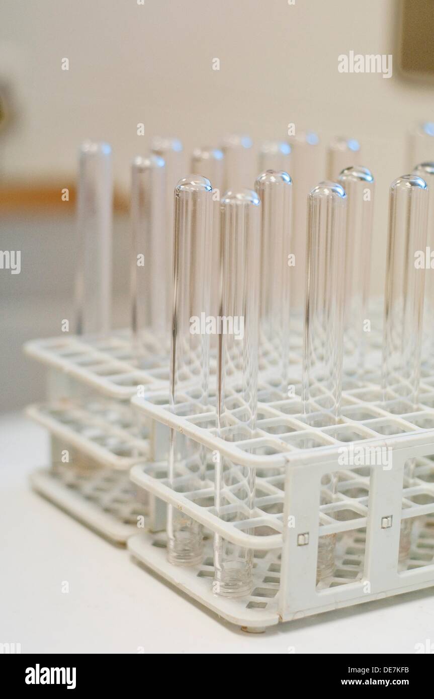 Science of winemaking hi-res stock photography and images - Alamy